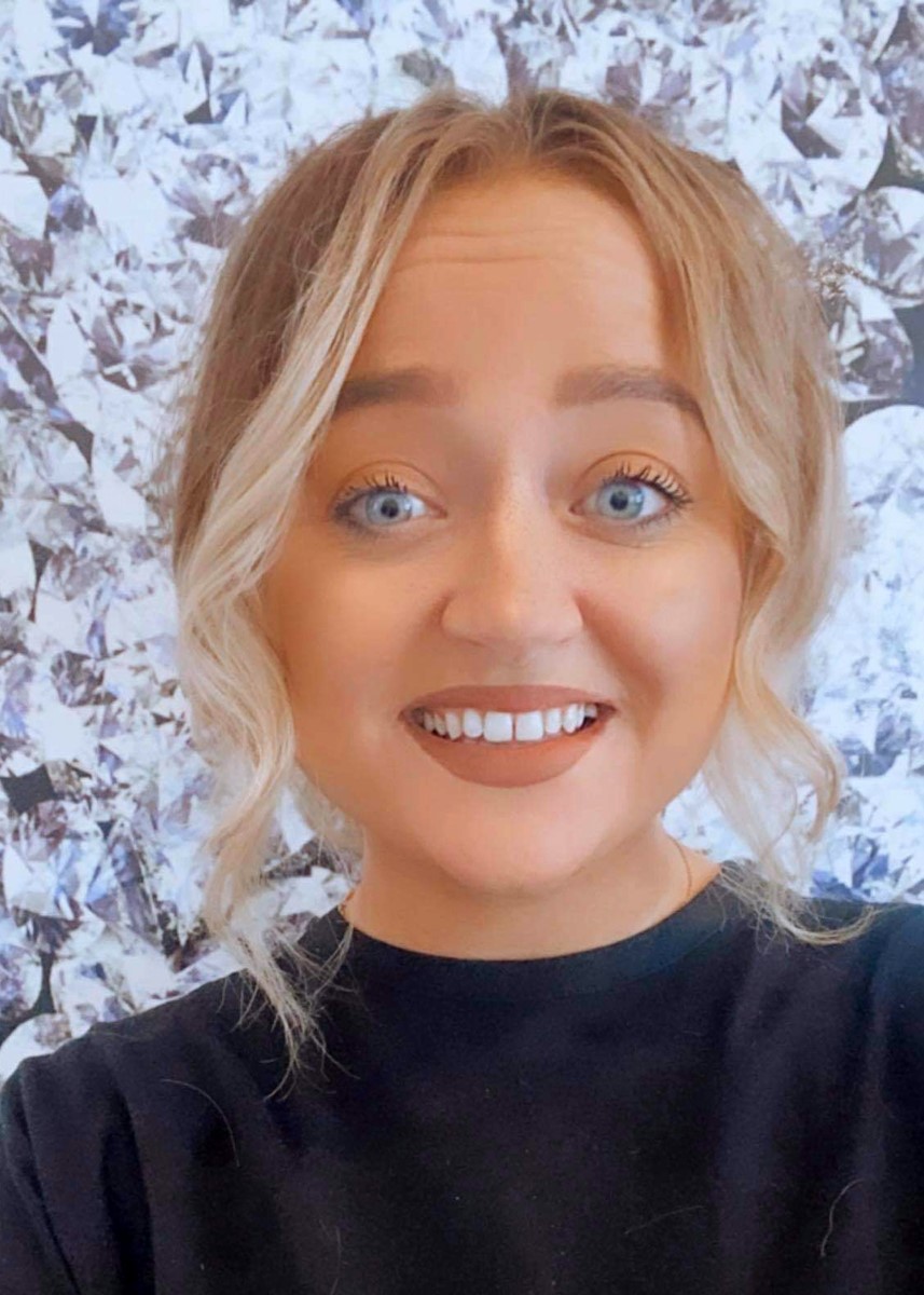 Experienced Hairdresser in Colour & Balayage | Kelly at Maze Hair